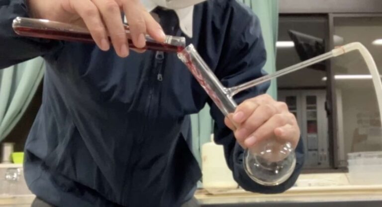 赤ワインが透明な液体に！「ワインの蒸留」ー 失敗しないための5ステップー – 科学のネタ帳